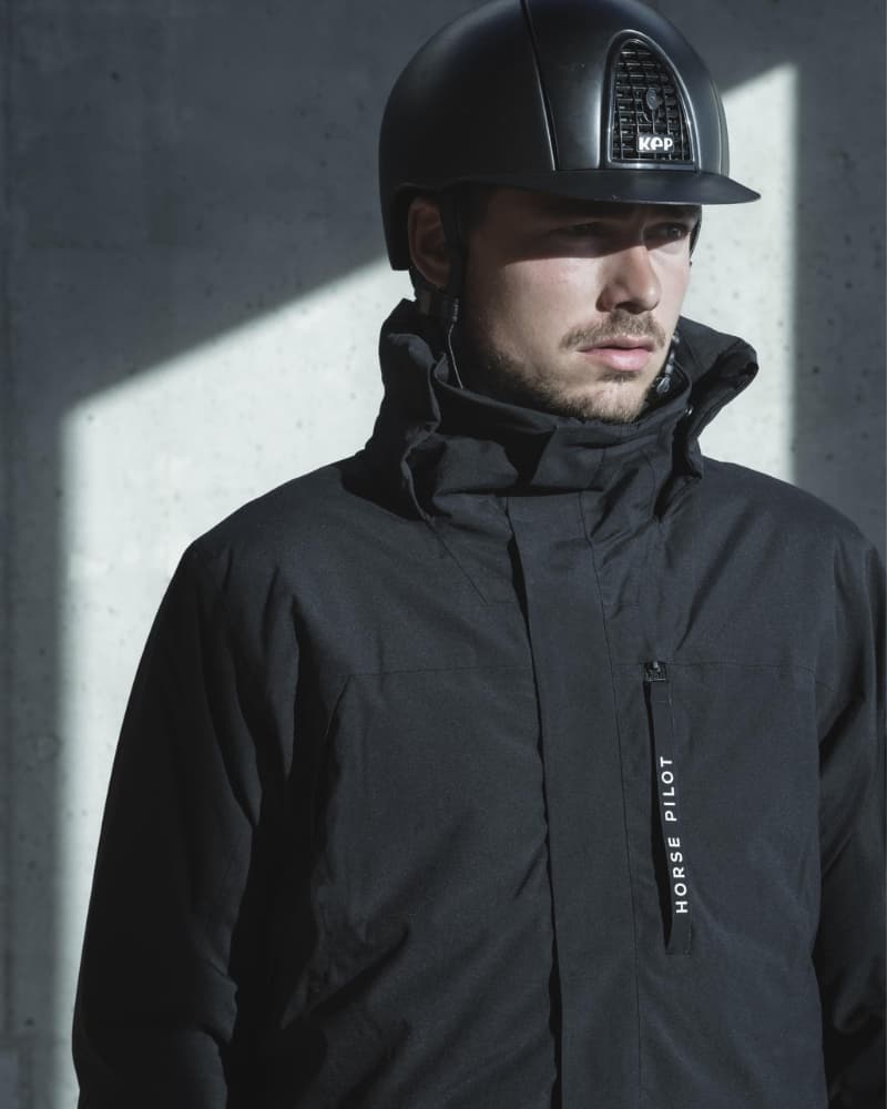 Equestrian Tips: clothing, boots and airbag guides. Horse Pilot